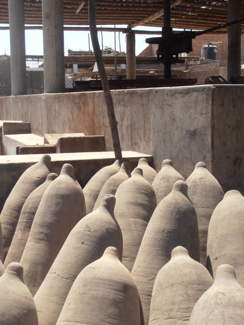 “Memorias de Pisco y de Ica: Entre viñedos, destiladores y libros ...